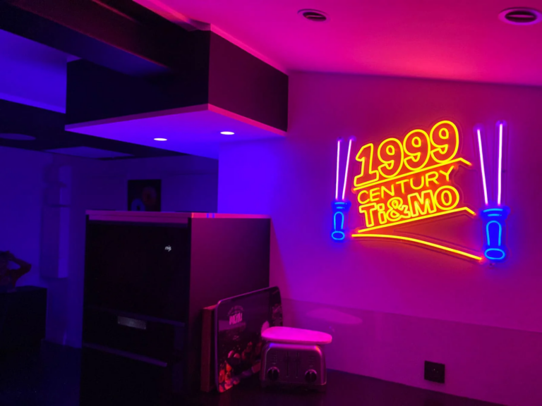 5 Best Custom Neon Light Designs for Your Space in 2024